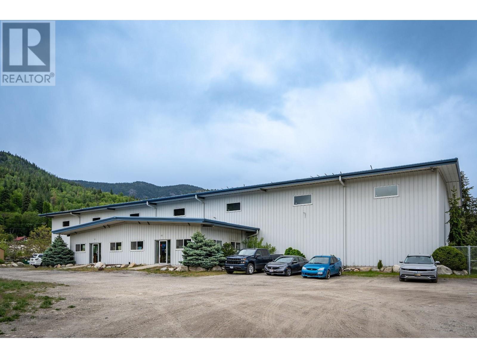 1175 LOWER CHINA CREEK ROAD, Rivervale/Genelle, British Columbia V0G1G0 ...