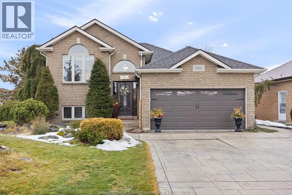 12123 CRANBROOK, Tecumseh, Ontario N8N2M1 For Sale | HouseSigma