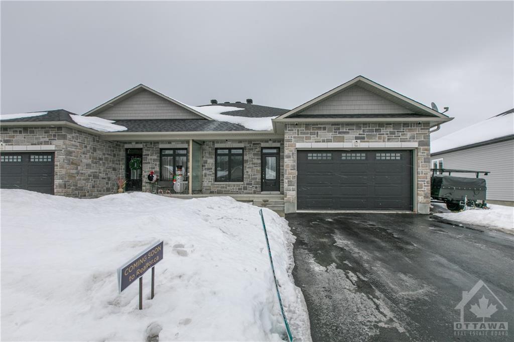 511 HONEYBORNE Street, Almonte, Ontario K0A1A0 Sold History | HouseSigma